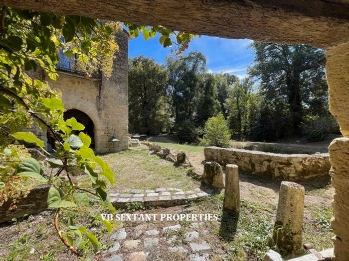 Sauveterre-de-Guyenne - Maison 8 pièces à vendre