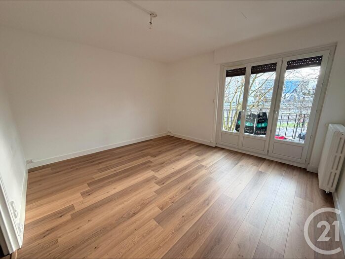 Appartement à louer - Orléans, Dunois, Châteaudun - 3 pièces - 2 chambres