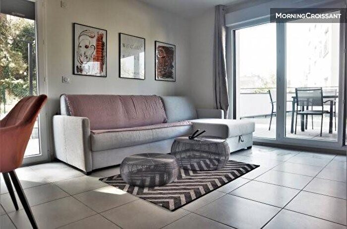 Appartement à louer - Charréard, Vénissieux - 3 pièces - 2 chambres