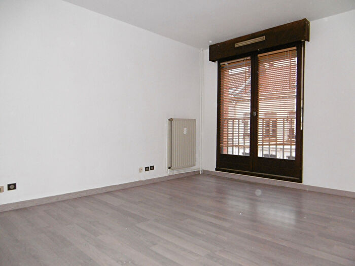 Appartement à louer - Lille, Centre-ville, Euralille - 1 pièce