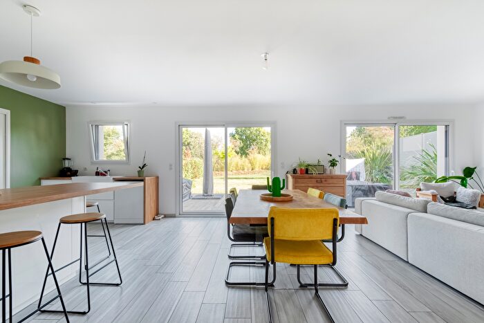 Maison 7 pièces à vendre à Montreuil-Juigné