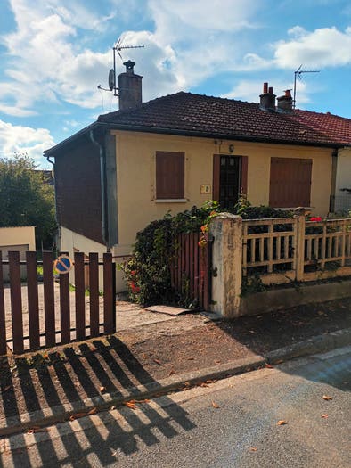 Maison 4 pièces à Montceau-les-Mines, Salengo, La Saule, à vendre