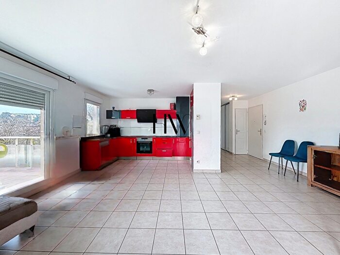 Appartement à vendre - Annemasse, Brouaz - 3 pièces - 2 chambres