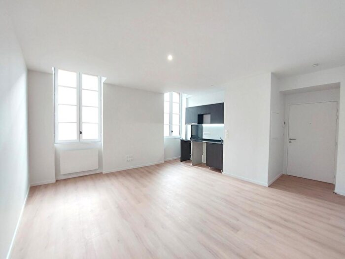 Appartement à louer - Agen, Carnot - 2 pièces - 1 chambre