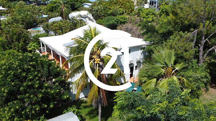 Maison à vendre - Le François - 8 pièces - 6 chambres