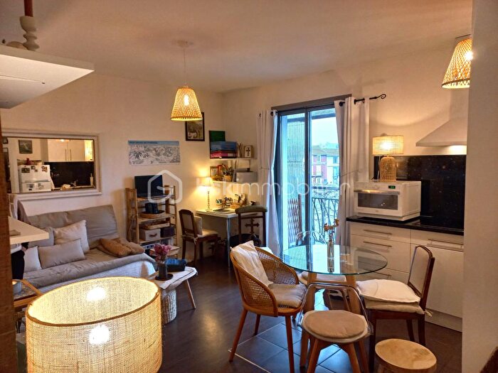 Appartement à vendre - Lourdes, Soum de Lanne, Cité Rotschild - 3 pièces - 1 chambre