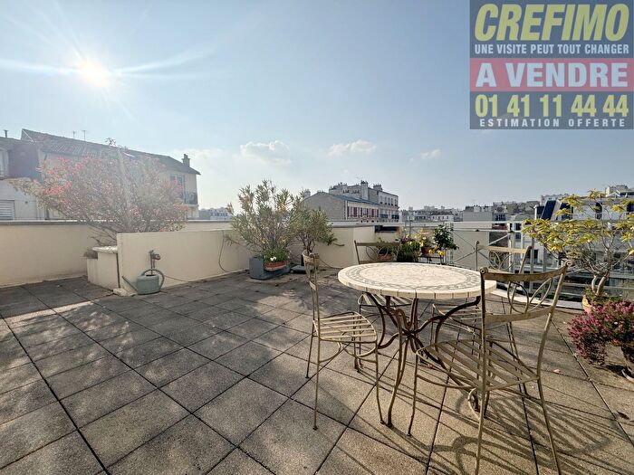 Appartement à vendre - Asnières-sur-Seine, Centre-ville - 4 pièces - 3 chambres