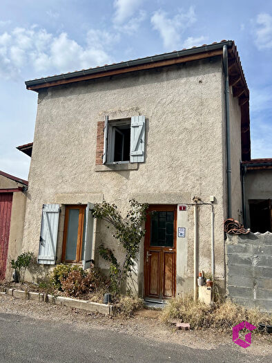 Maison 6 pièces à Néronde-sur-Dore, à vendre