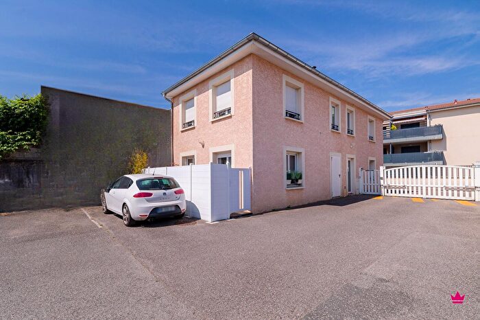 Appartement à vendre - Genas - 3 pièces - 2 chambres