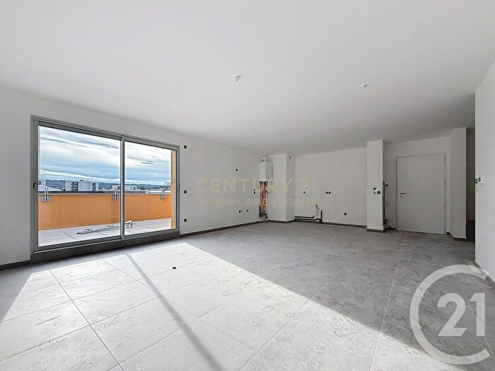 Appartement à vendre - Bourgoin-Jallieu, Champfleuri et sa ceinture verte - 3 pièces - 2 chambres