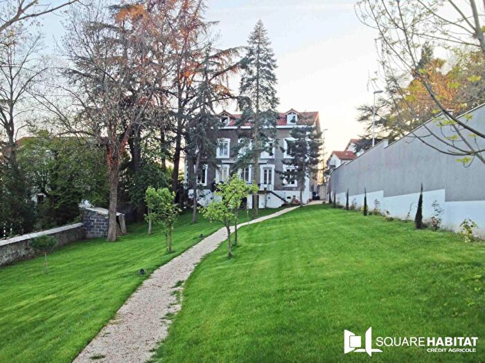 Maison à vendre - Saint-Priest-en-Jarez - 15 pièces - 4 chambres