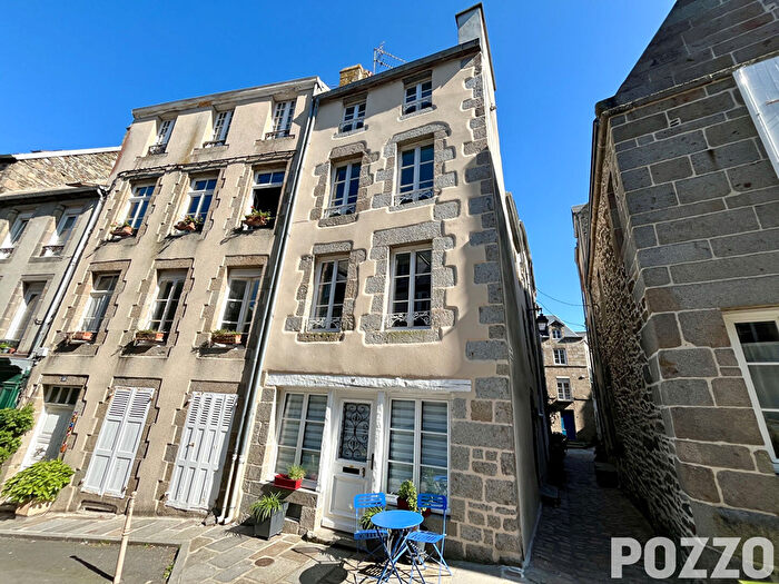 Granville, Centre-ville : Appartement 4 pièces à vendre