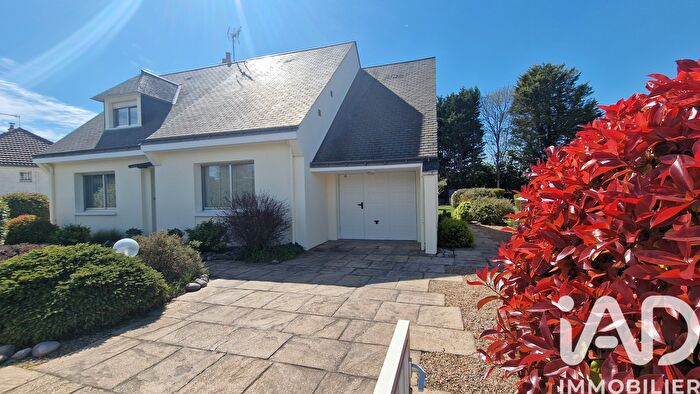Maison à vendre - Beaumont-en-Véron - 5 pièces - 3 chambres