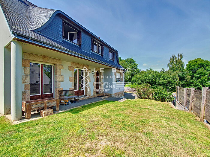 Maison à vendre - Inzinzac-Lochrist - 7 pièces - 5 chambres