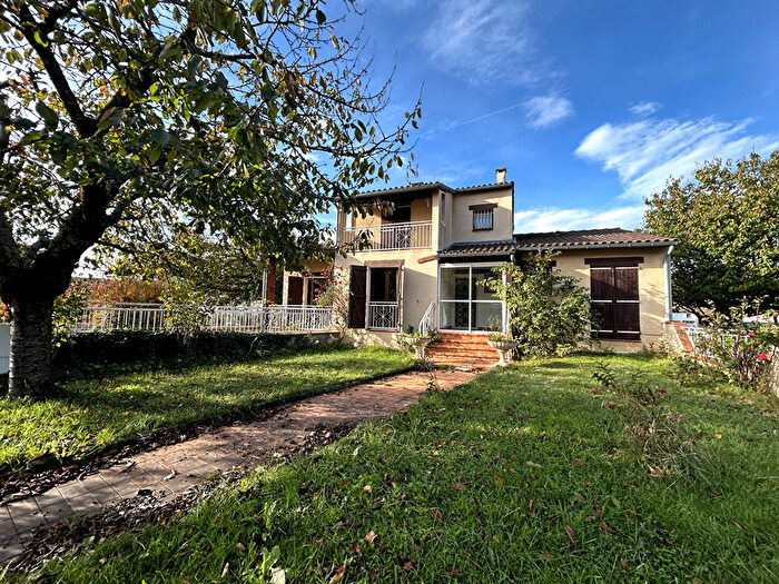 Maison à vendre - Foix - 6 pièces - 4 chambres