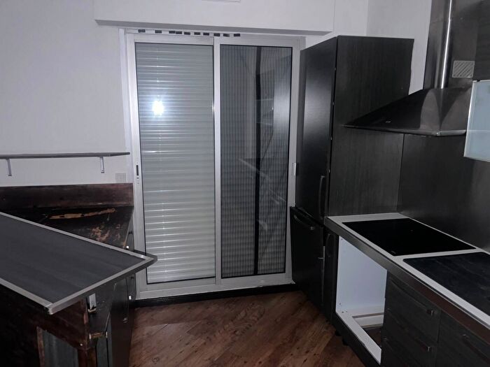 Appartement à louer - Carei-Monti, Menton - 3 pièces - 2 chambres