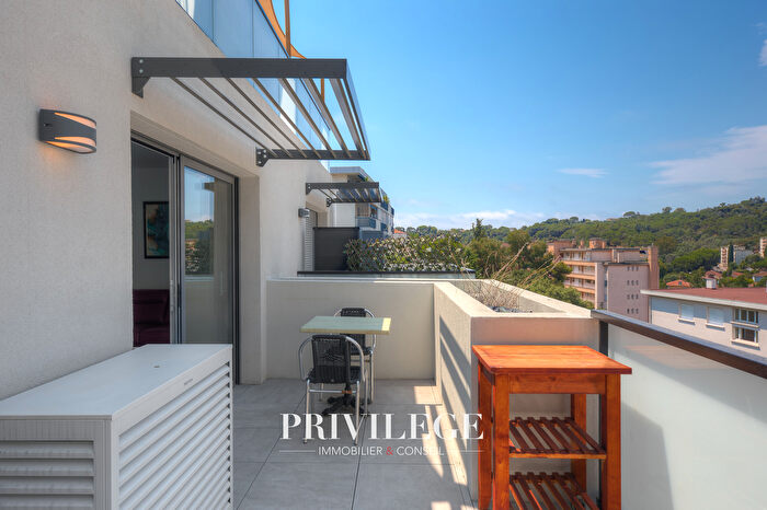 Appartement à vendre - Cannes, Petit Juas - 2 pièces - 1 chambre