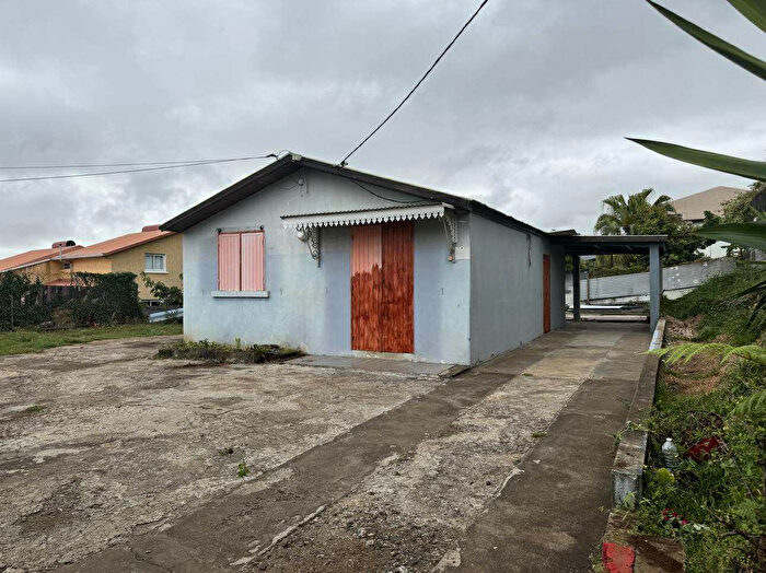 Maison à vendre - Saint-Louis, Le Gol des Hauts, Hauts de la Rivière - 3 pièces - 2 chambres