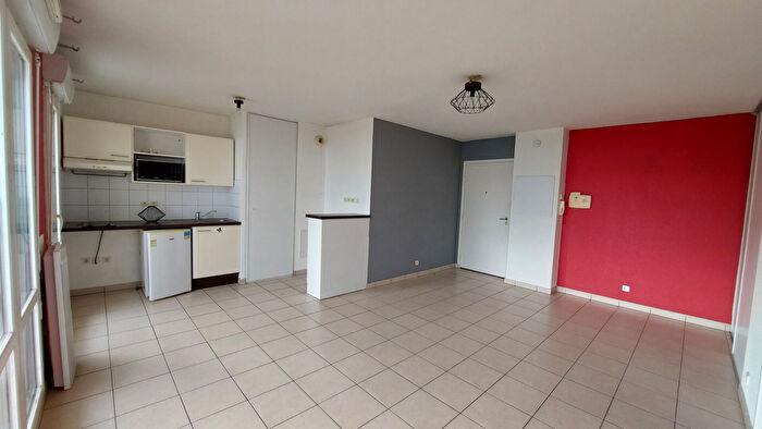 Appartement 2 pièces à Melun, Rive de Seine, Sud, à vendre