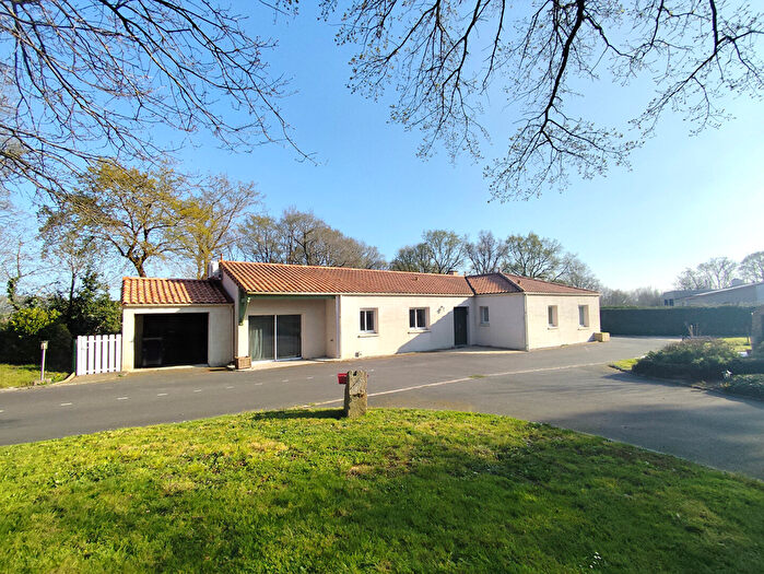 Maison à vendre - Frossay - 4 pièces - 3 chambres