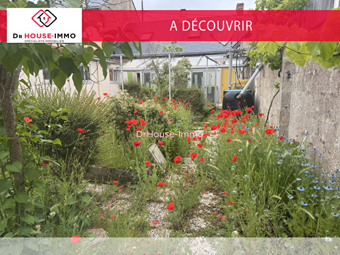 Maison 4 pièces à Les Sables-dOlonne, Les Roses, Route du Château dOlonne, à vendre
