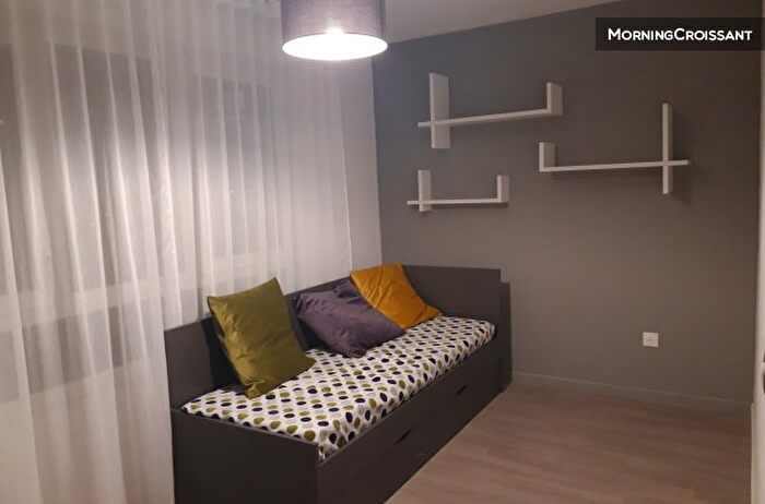 Appartement à louer - Villeneuve-dAscq, Pres, Flers Bourg, Château - 1 pièce