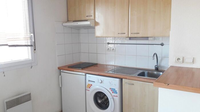 Appartement 2 pièces à Marseille 14ème, Saint-Barthélémy, à louer
