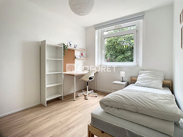 Appartement à louer - Mont-Saint-Aignan, Colbert, Les Coquets - 5 pièces - 4 chambres