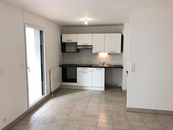 Appartement 4 pièces à louer à Quartiers Centre, Colombier
