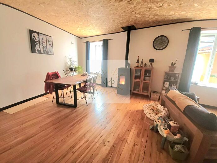 Maison 5 pièces à Sauzet, à vendre
