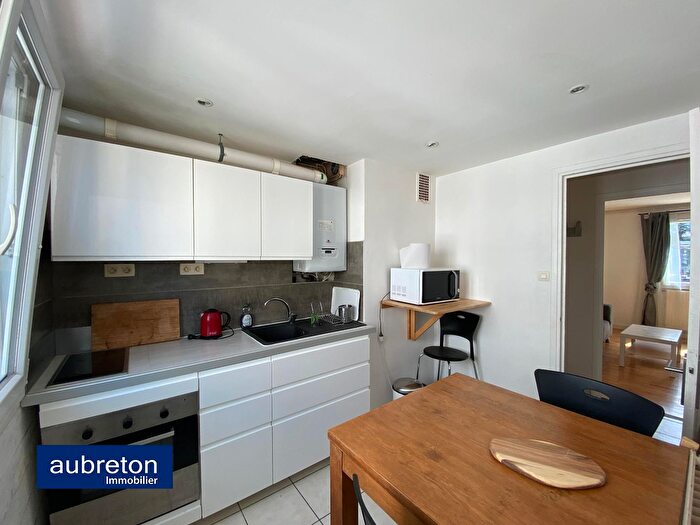 Appartement 4 pièces à louer - Grenoble, Eaux-Claires, Mistral