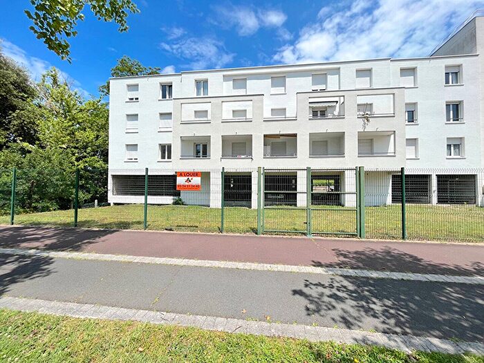 Appartement à louer - Médoquine-Haut-Brion, Talence - 1 pièce