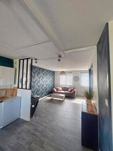 Maison à louer - Nord, Jassans-Riottier - 3 pièces - 2 chambres