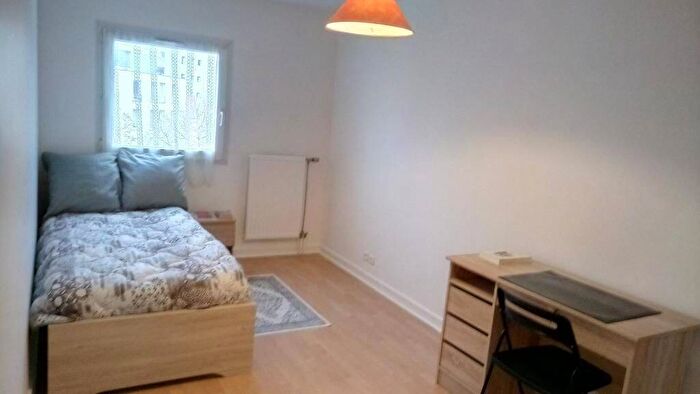 Appartement 1 pièce à louer - République-Gare-Porte de Paris, Saint-Denis