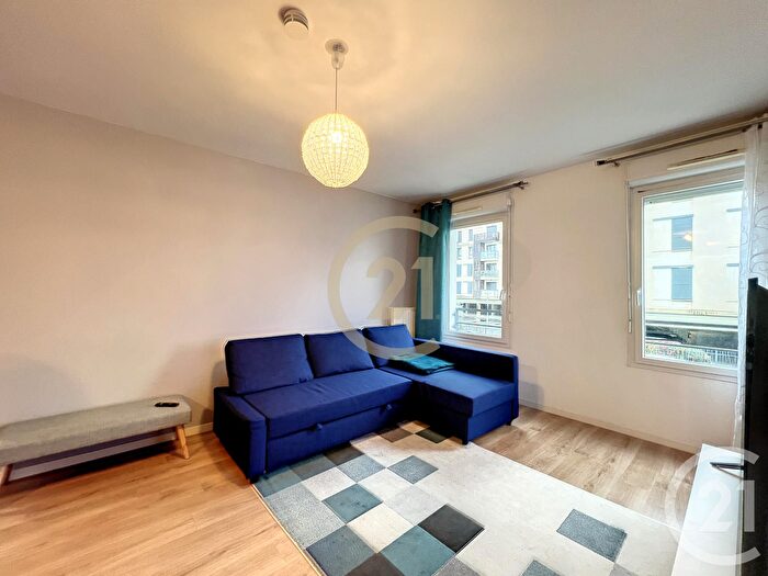 Appartement 3 pièces à Dammarie-les-Lys, L'Abbaye du Lys, Centre-ville, Soubiron, à louer