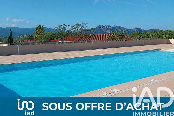 Appartement à vendre - Roquebrune-sur-Argens, La Bouverie - 2 pièces - 1 chambre