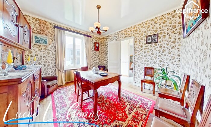 Maison 7 pièces à vendre à Bazailles
