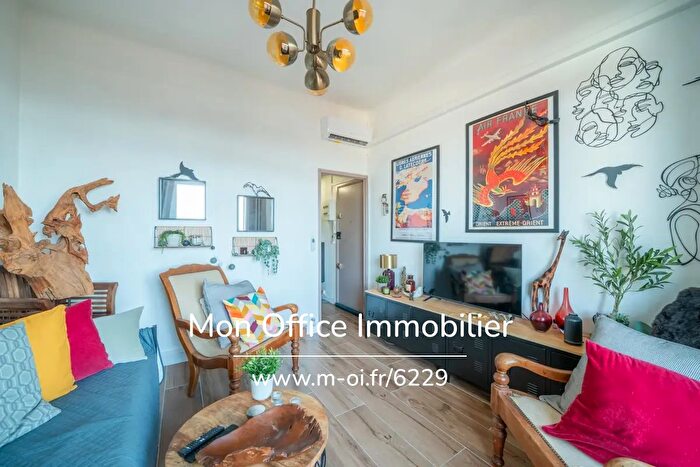 Appartement à vendre - Marseille e , Bon Secours - 2 pièces - 1 chambre