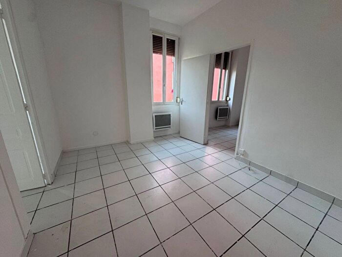 Clément, Villeurbanne : Appartement 2 pièces à louer