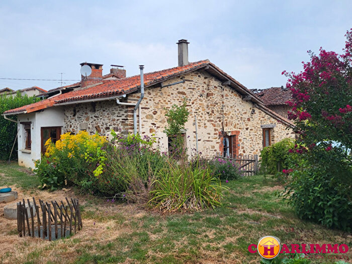 Maison à vendre - Saint-Christophe - 4 pièces - 2 chambres