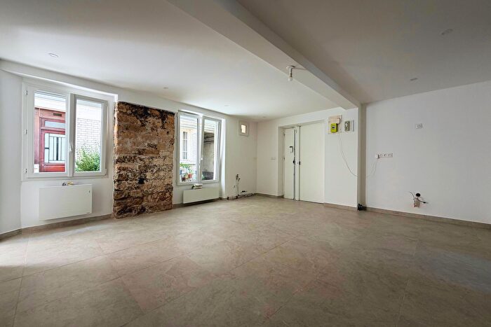 Paris 20ème, Gambetta - Appartement 3 pièces à vendre