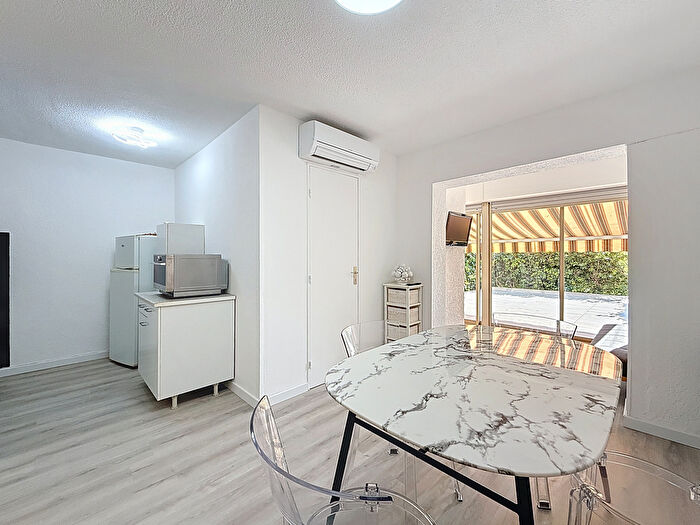 Appartement à vendre - Six-Fours-les-Plages, Font de Fillol, Rayolet, Le Brusc - 2 pièces - 1 chambre