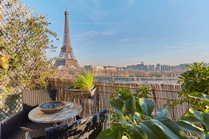 Appartement à vendre - Paris e , Passy, Maison de la Radio, Muette-Sud - 4 pièces - 1 chambre