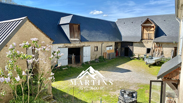 Maison 4 pièces à vendre à Ourdis-Cotdoussan
