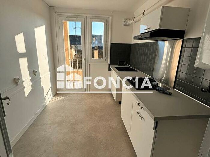 Centre-Marcadieu-Marne, Tarbes : Appartement 3 pièces à louer