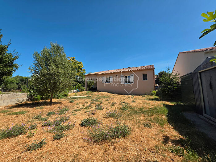 Carpentras, Est : Maison 4 pièces à vendre