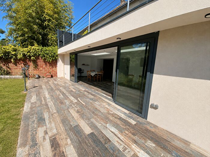 Ozouer-le-Voulgis - Maison 8 pièces à vendre