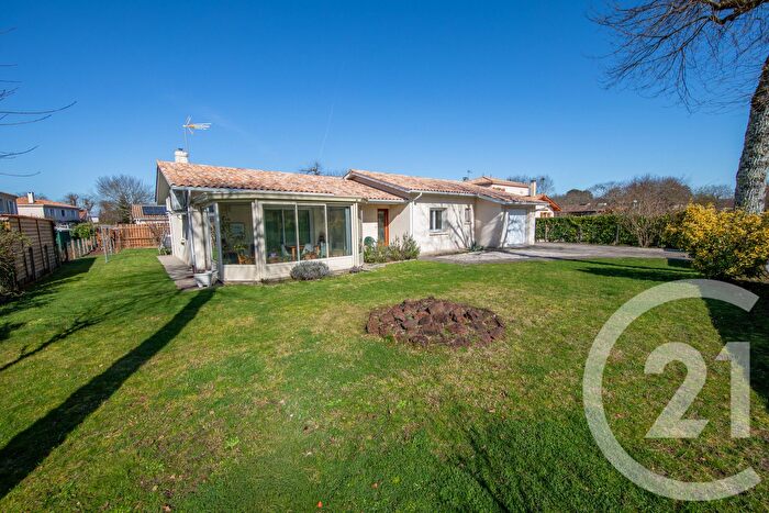 Maison à vendre - Saint-Médard-en-Jalles, Corbiac, Gajac, Magudas - 5 pièces - 3 chambres