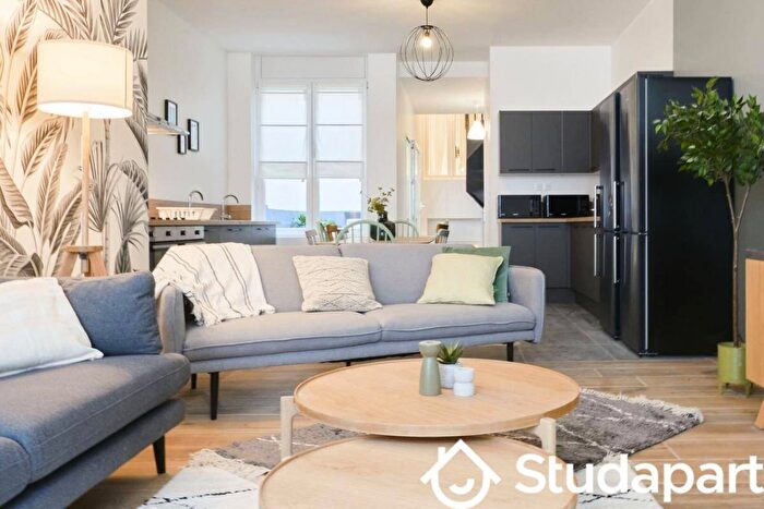 Appartement à louer - Centre, Lille - 1 pièce - 3 chambres