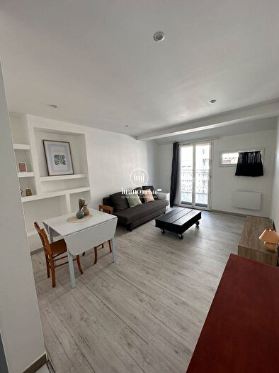 Appartement à louer - Limoges, Centre-ville, Hôtel de Ville, Emailleurs - 1 pièce